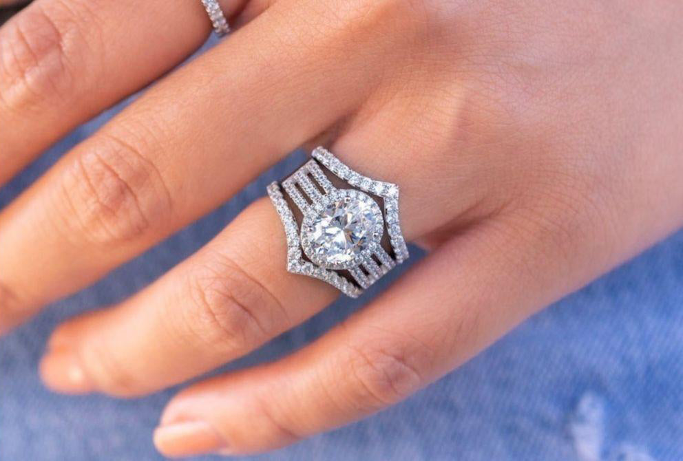 What Is a Statement Ring? – CLUB LUX Jewellery